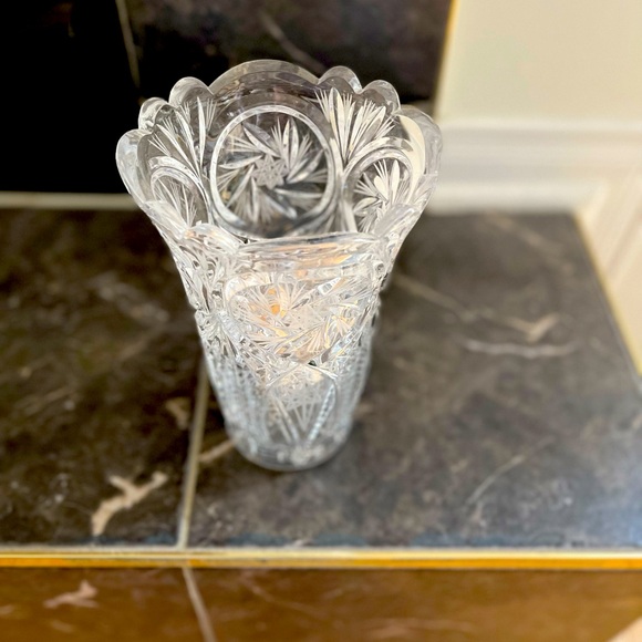 Accents | Vintage Crystal Pinwheel Vase | Poshmark